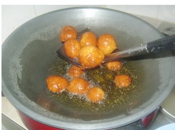 LE SECRET DES BEIGNETS AFRICAINS